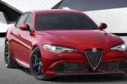 Draai daardie luidsprekers op! Dit is hoe die Alfa Giulia brul en geniet. 'n Ferrari met biscione en 510 pk (video) 25995_5