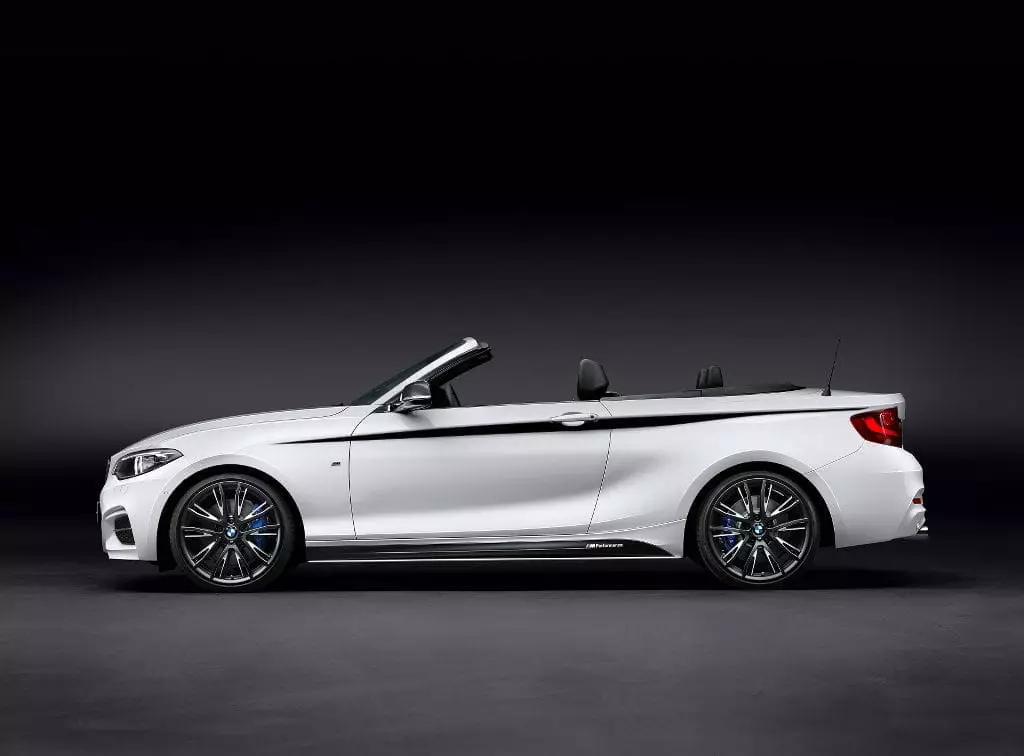 BMW 2 Series Convertible, indi M Performance toxunuşu ilə