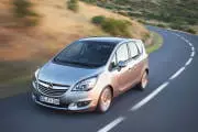 #GarajeDiariomotor: Opel Meriva-nın baqajına və salonuna video baxış 27416_11