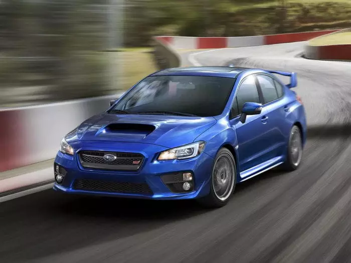 Volkswagen Golf R หรือ Subaru WRX STI?