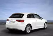 Audi A3 1.4 TFSI ultra 150 hp: mmanụ ụgbọala na-esi ísì ụtọ na n'otu oge ahụ. 27970_3