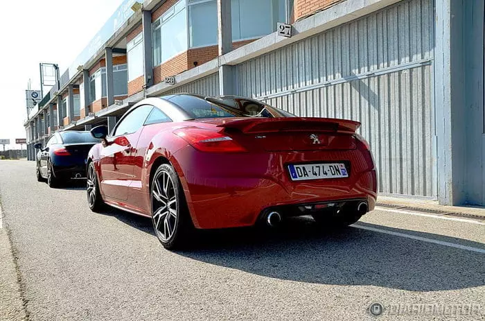 Peugeot RCZ: beidh an dara glúin ann