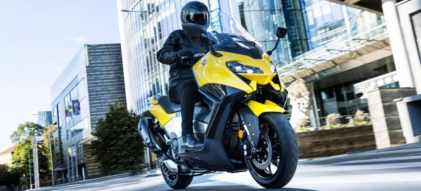 Yamaha tmax 4