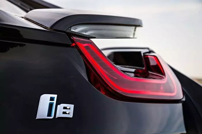 5 innovations of the new BMW i8 that you may not know