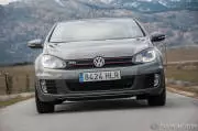 Volkswagen Golf GTI Inaweza Kubadilishwa. Ili kujaribu mienendo ya kompakt inayoweza kubadilishwa na 211 CV ya nguvu 31444_12