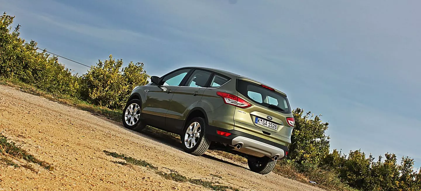 ford_kuga_09