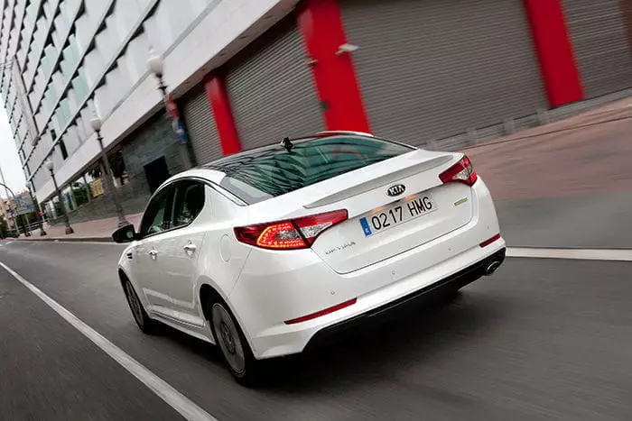 Kia Optima Hybrid: di Spanyol tina 33.699 euro