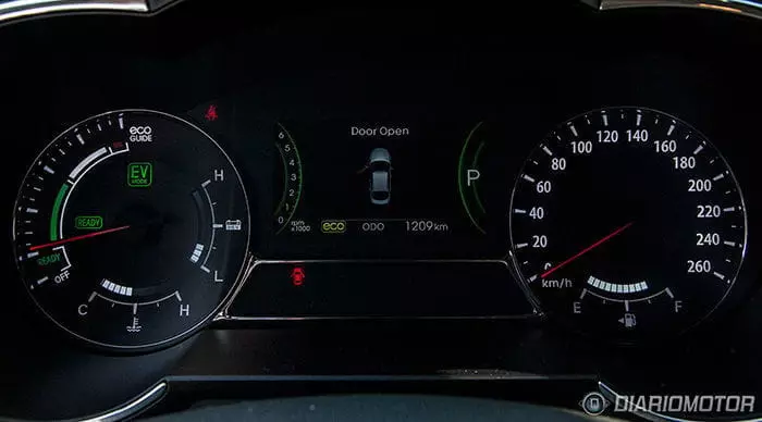 Kia Optima Hybrid: в Іспанії від 33 699 євро