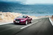 Continental V8 verður viðbjóðslegur Bentley sem jókst um 22% árið 2012 32533_11