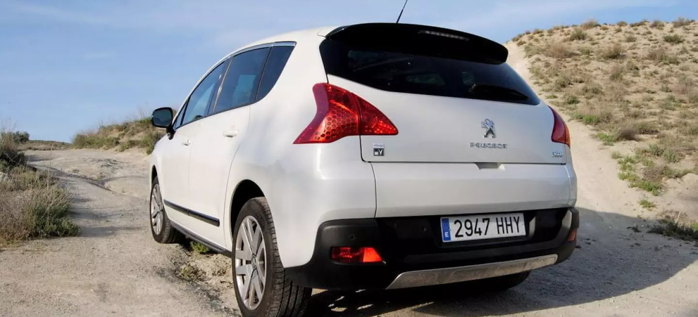 Uvavanyo_Peugeot_3008_27