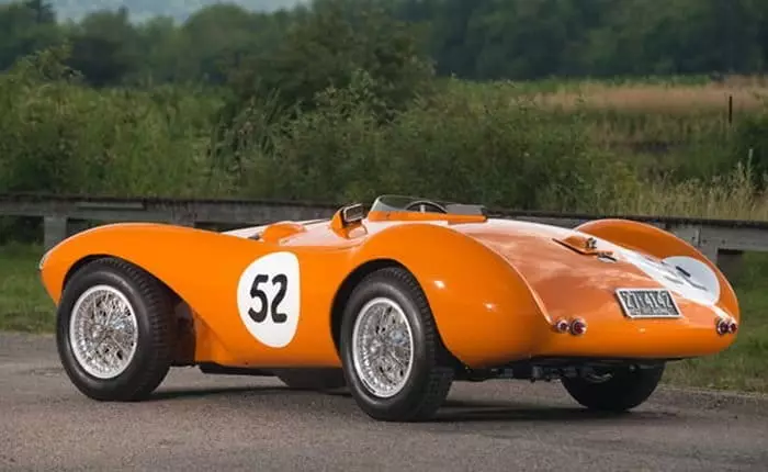 Haɗa don yin gwanjo kyakkyawan 1955 Aston Martin DB3S