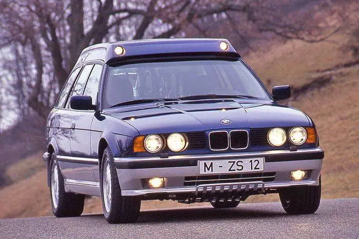 BMW 530iX Enduro Touring, prvý rodinný dobrodruh pochádza z roku 1993