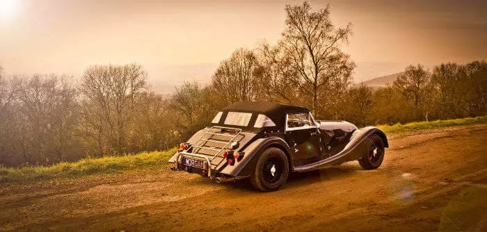 Morgan Roadster 3.7, Mustang teljesítmény a brit úriembernek 35135_1