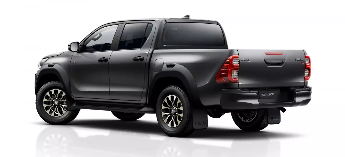 Toyota Hilux Gr Sport 2022 04