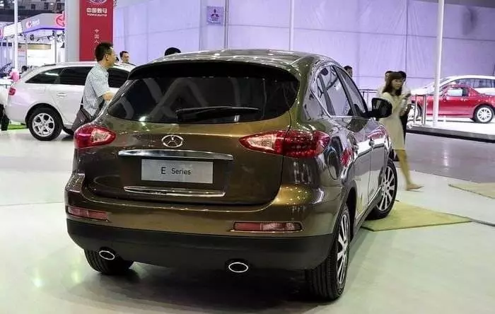 Yema Auto, ຫຼືສໍາເນົາຈີນຂອງ Infiniti, Audi ແລະ Volkswagen