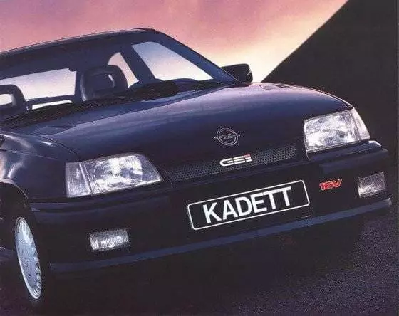 Opel kadett GSi 16v