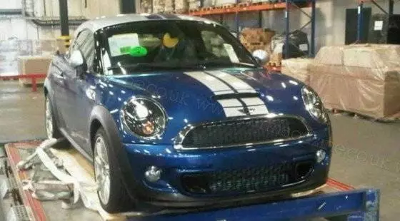 I-Mini Coupé, yazingela inqunu ngokuphelele