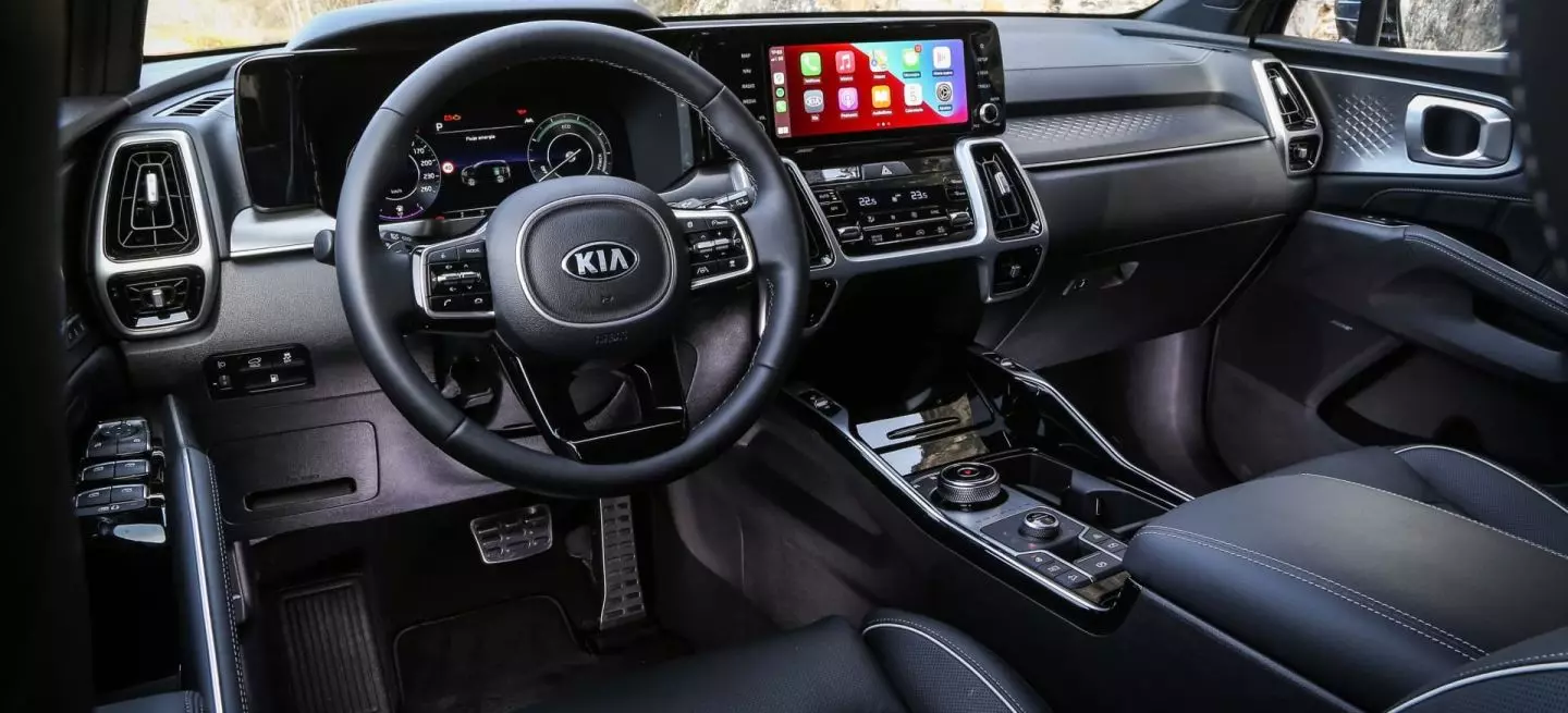 Kia Sorento Phev ကမ်းလှမ်းချက် မေလ 2021 အတွင်းပိုင်း