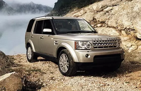 “Jaguar” we “Land Rover” baýraklarynyň ýagyşy