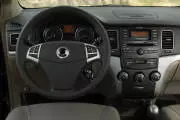 Ssangyong Korando: enjamlar, hereketlendiriji we bahalar 38694_10