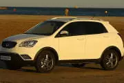 Ssangyong Korando: apparatuer, motor en prizen 38694_6