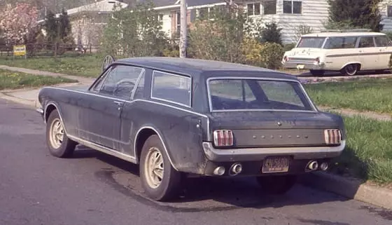 Wagon Stáisiún Mustang