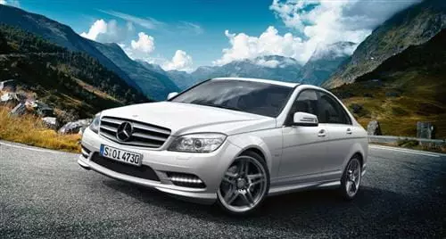 Mercedes C-klass 2010 yil