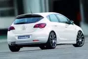 Повече подробности за комплектите Irmscher за Opel Astra 40552_5