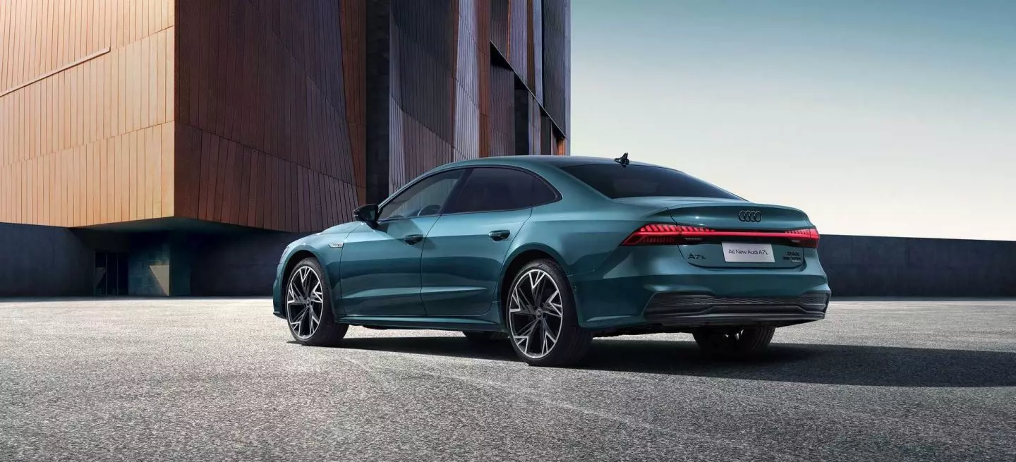 Audi A7 L 2021 3