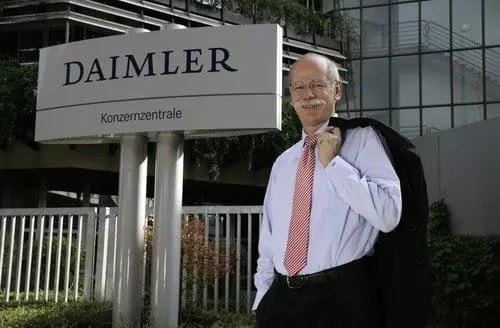 Daimler pranon akuzat për korrupsion