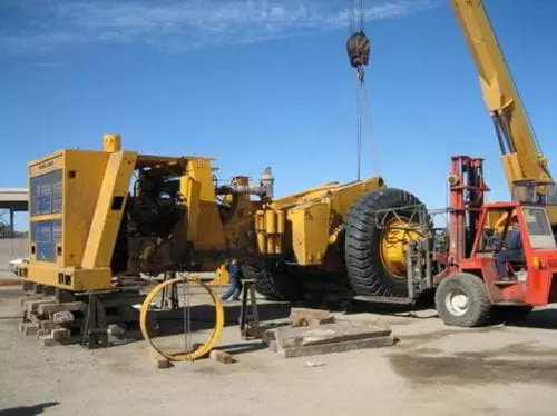 Kako je zgrajen veliki demper Belaz?