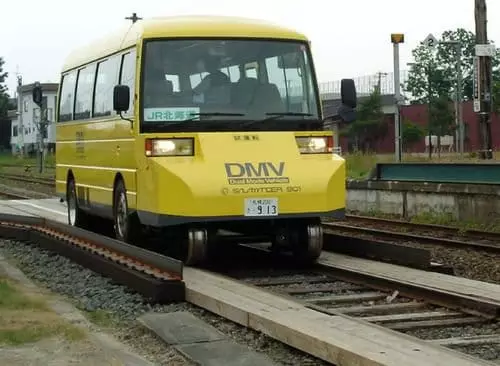 L'autobús-ferrocarril de Japan Rails Hokkaido