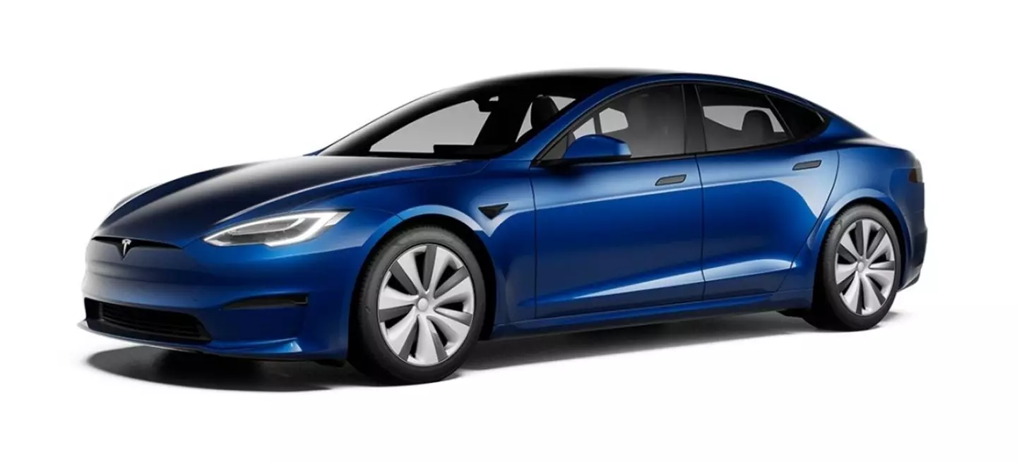 Tesla Model S 2021 màu xanh ngoại thất 004