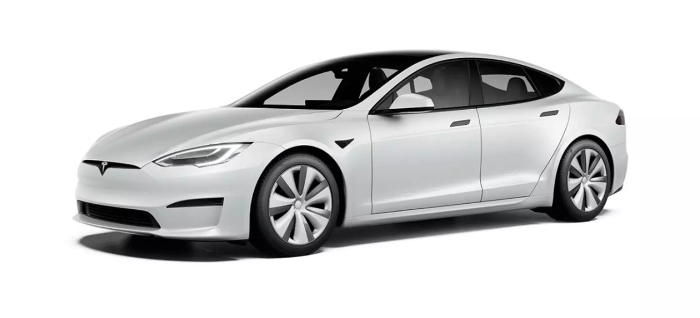 Tesla Model S 2021 màu trắng ngoại thất 001