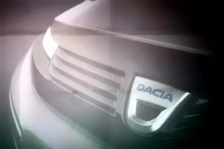 Shungura amafoto yambere ya Dacia coupe prototype