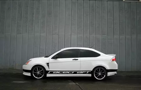 Saleen RC2 oo ku salaysan Ford Focus