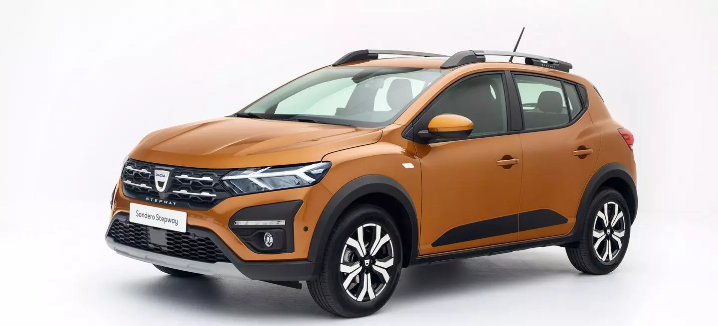 Dacia Sandero Stepway 2020 Orange 02