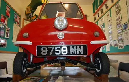 Peel P50