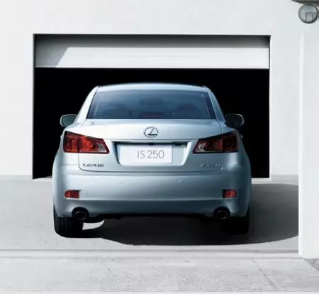 Lexus IS 2009