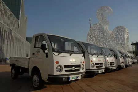 TATA ACE, een van de elektrische voertuigen op de Zaragoza Expo