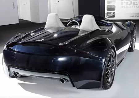 Một nguyên mẫu trong một tháng: IDEA Era Barchetta Concept