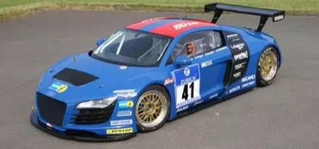 Audi R8 प्रतियोगिता Nürburgring तूफान गर्न