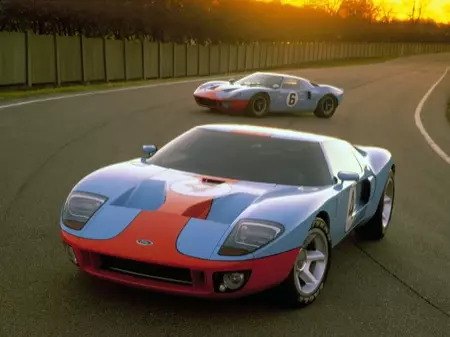 Форд GT40