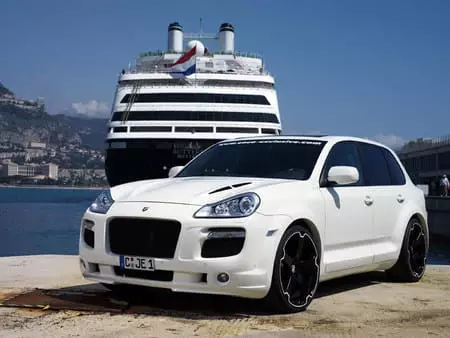 ENCO 550 GT Biturbo, ostentatious kev npaj ntawm Porsche Cayenne Turbo