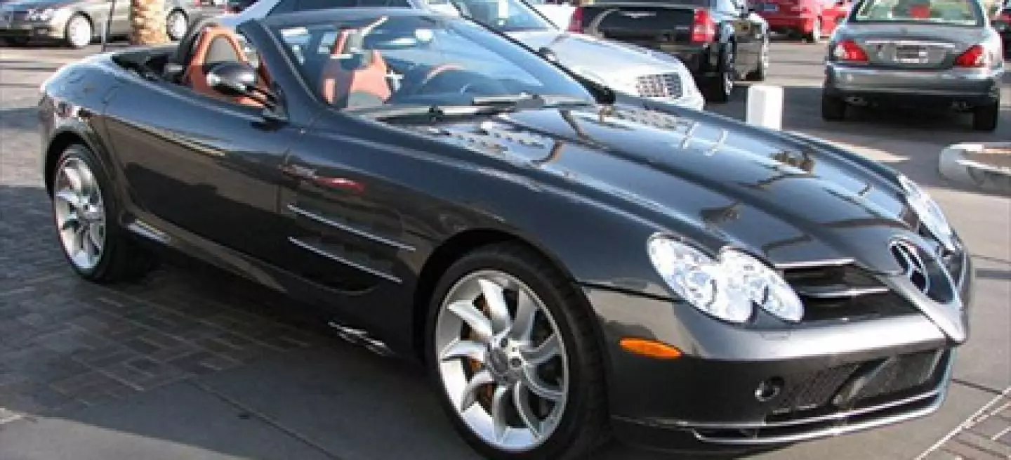 Ang Mercedes SLR McLaren Roadster nga gibaligya sa eBay, nga adunay bug-os nga gallery sa litrato 45637_6