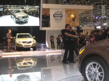 Persembahan Volvo XC60 Geneva Motor Show