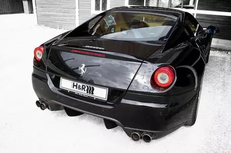 Ferrari 599 GTB Fiorano H&R, לוקסוס צו שטעקן צו דער ערד