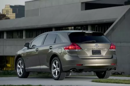 Toyota Venza, SUV dengan saloon airs