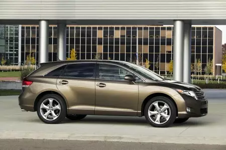 豐田 Venza，帶轎車的 SUV