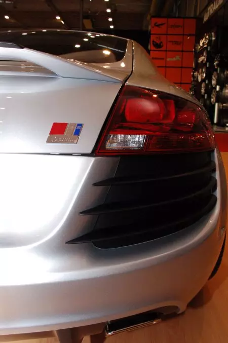 Audi TT RS pese sile nipa Caractere